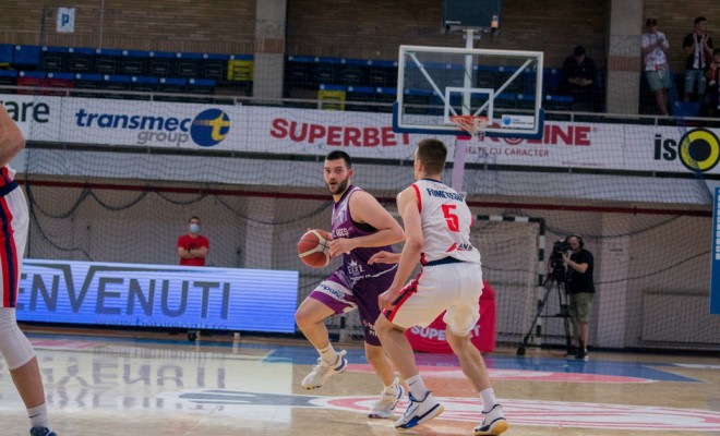 Dragoș Axinte a semnat cu CSO Voluntari - Baschet.ro | Totul despre Baschet