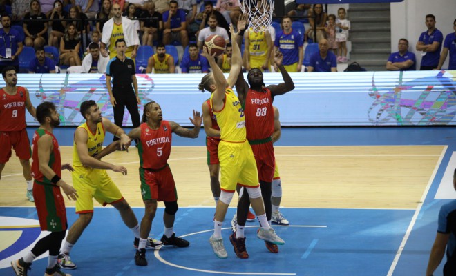 România a debutat cu un eșec în a doua fază a precalificărilor pentru ...