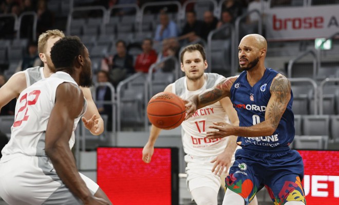 CSM Oradea se impune pe terenul lui Brose Bamberg - Baschet.ro | Totul ...