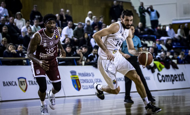 U-BT Cluj-Napoca și Rapid București pornesc lupta pentru un loc în ...