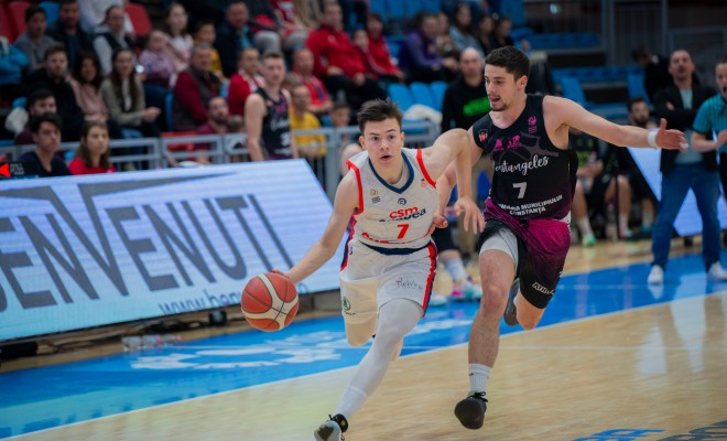 Interviu cu Vlad Marinău despre mutarea în Olanda, sistemul educațional ...