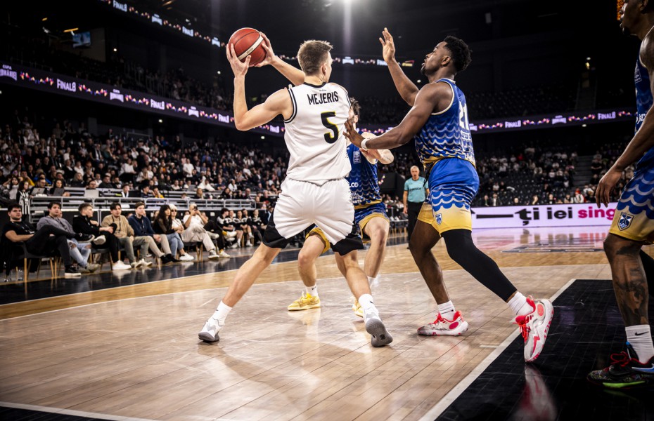 U-BT Cluj-Napoca domină clar duelul cu CSM Constanța și obține o nouă ...