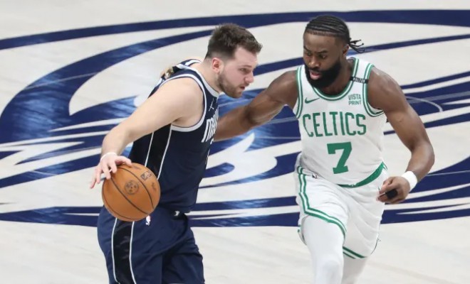 Dallas Mavericks supraviețuiește în finala NBA - Baschet.ro | Totul ...